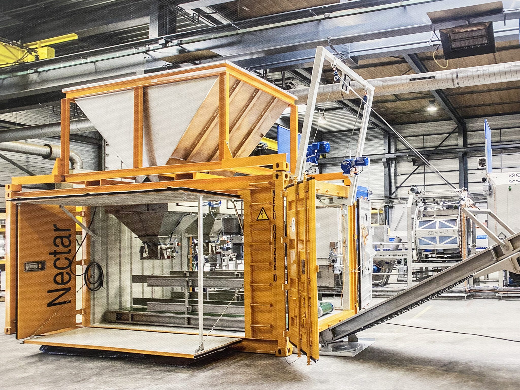 Conveyor Hopper - Nectar Group